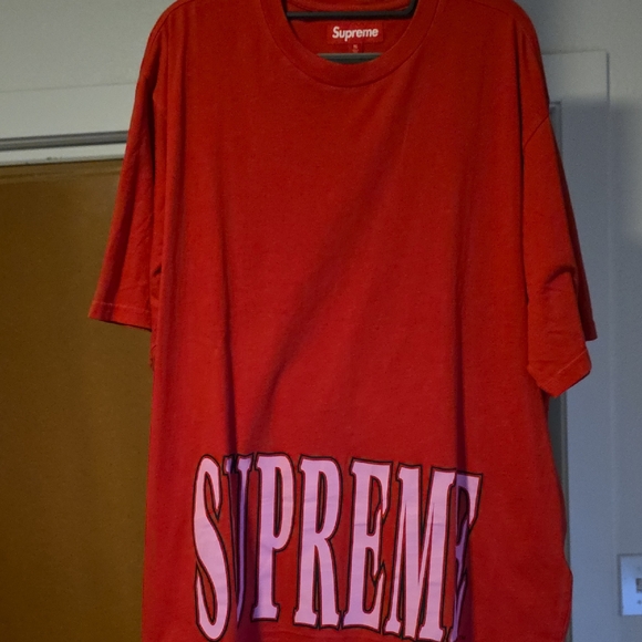 Supreme | Shirts | Xl Supreme Bold Red Logo Mens Tee Supreme On The ...